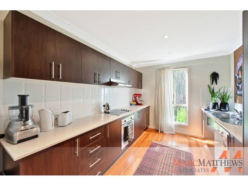 2-1-warwick-street-blackwall-d90a2c73-b97c-42cf-8f63-e2eea5d2ed39 ...